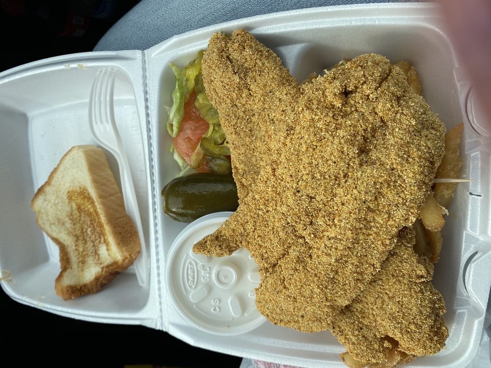 GOOD LUCK DRIVE IN 5 - 3140 E Ledbetter Dr, Dallas, Texas - Fast Food ...