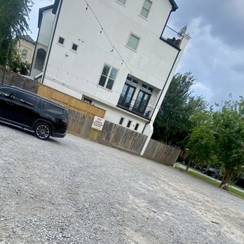 CRISP - Updated January 2025 - 1063 Photos & 1093 Reviews - 2220 Bevis ...