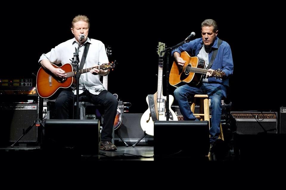 ROW ONE TICKETS & TRAVEL - Updated July 2025 - 34 Photos - 401 E Las ...