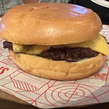 MR LOPEZ BURGERS AND BIKINIS - Updated January 2026 - 23 Photos & 13 ...