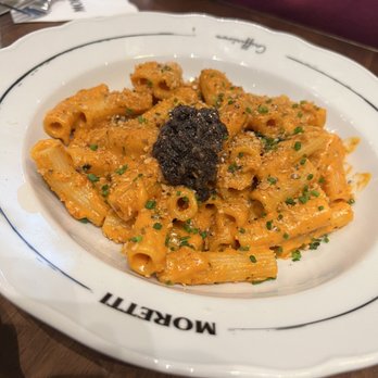 PIZZERIA MORETTI - Updated December 2025 - 99 Photos & 56 Reviews - 328 ...