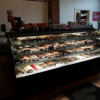 GRANDPA JOES CANDY SHOP - Updated December 2025 - 399 Photos & 125 ...