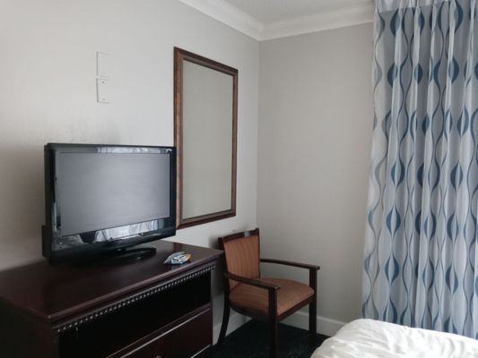 STARGAZER INN & SUITES - Hotel at 1046 Munras Ave, Monterey, California ...