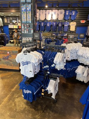 DODGERS CLUBHOUSE - Updated December 2025 - 32 Photos & 23 Reviews ...