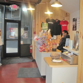 TABLE TALK PIES - Updated January 2025 - 37 Photos & 25 Reviews - 153 ...