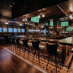 MCGONAGLE’S - Updated July 2025 - 48 Photos & 29 Reviews - 367 Neponset ...