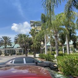 LARGO PUBLIC LIBRARY - 87 Photos & 31 Reviews - 120 Central Park Dr ...