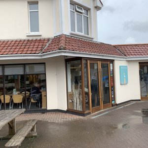 TOP CHIPPY - High Street, Combe Martin, Devon, United Kingdom - Fish ...