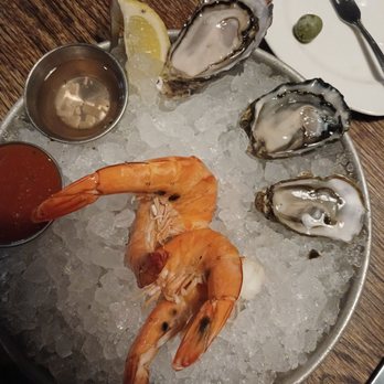 TAYLOR SHELLFISH OYSTER BAR - Updated May 2024 - 1814 Photos & 987 ...