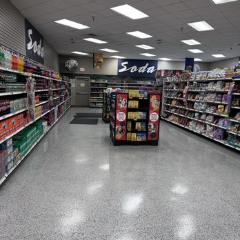 COMMISSARY - Updated January 2026 - 19 Photos - 1765 Military Pkwy ...