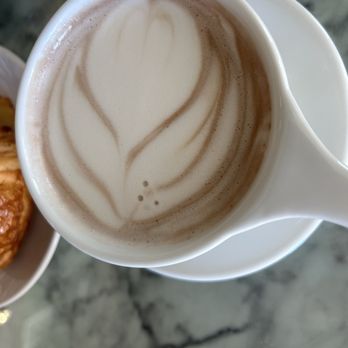 HELLO DARLING - Updated July 2025 - 183 Photos & 92 Reviews - 1610 ...