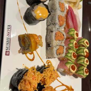 SUSHI NOVA - Updated August 2024 - 210 Photos & 118 Reviews - 677 N ...