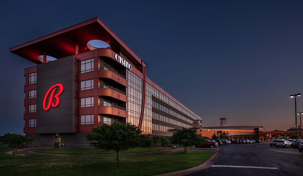 BALLY’S QUAD CITIES CASINO & HOTEL - Updated September 2025 - 66 Photos & 87 Reviews - 777 Bally ...