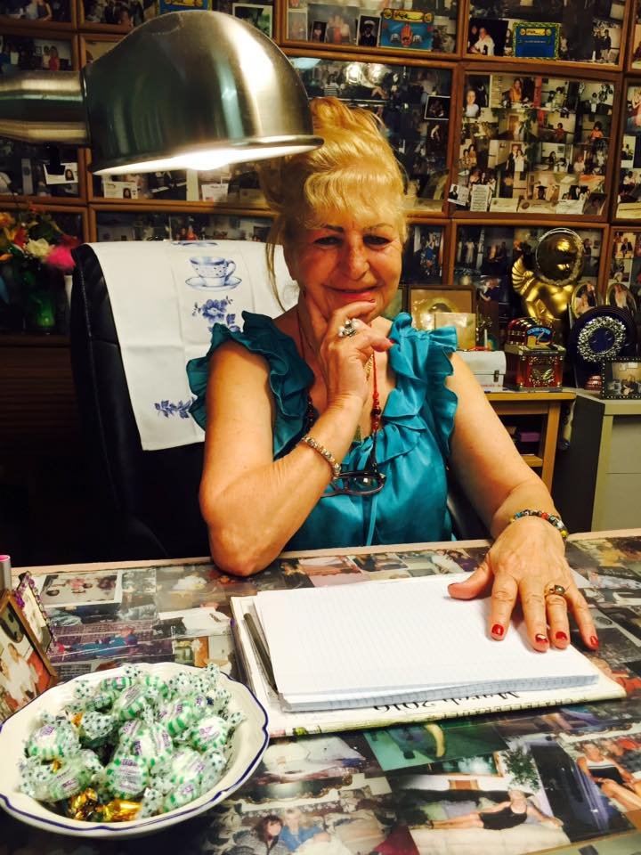 MAMA LISA TURKISH READER - Updated October 2025 - 4656 Haygood Rd ...