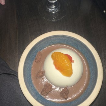 MYTHIK - Updated October 2025 - 11 Photos - 1909 Avenue des Canadiens ...