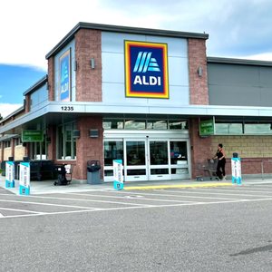 ALDI - Updated January 2026 - 11 Reviews - 3501 S Tamiami Trl, Sarasota ...