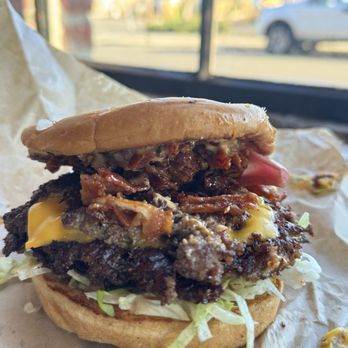 BURGER BUDS - Updated July 2025 - 35 Photos & 60 Reviews - 1110 ...