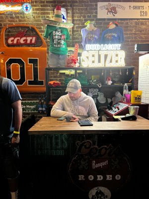 YEEHAWG - Updated December 2024 - 44 Reviews - 402 W Dickson St ...