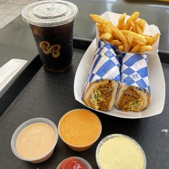 BURGER BODEGA - Updated December 2024 - 808 Photos & 445 Reviews - 4520 ...