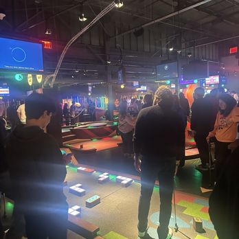 PUTTSHACK - PITTSBURGH - Updated July 2025 - 259 Photos & 169 Reviews ...