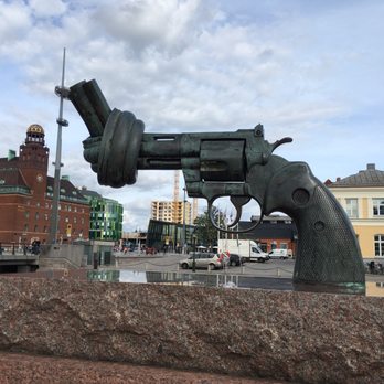 THE KNOTTED GUN - Malmö, Sweden - Landmarks & Historical Buildings - Yelp