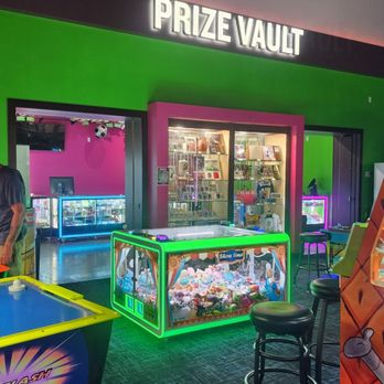 POPPY BANK EPICENTER - Updated December 2025 - 282 Photos & 329 Reviews ...