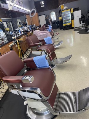 THE CORNER BARBER SHOP - Updated June 2025 - 98 Photos & 115 Reviews ...