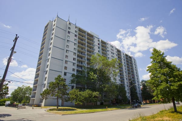 MCCOWAN APARTMENTS - Updated February 2025 - 370 McCowan Road, Toronto ...