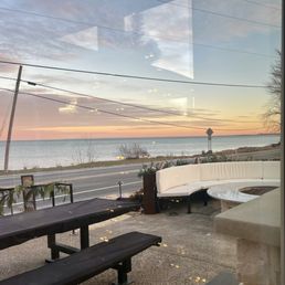 WAVE LAKESIDE DINING - Updated March 2025 - 59 Photos & 11 Reviews ...