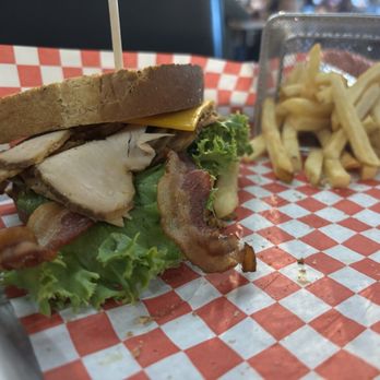 GARAGE GRILL - Updated April 2025 - 730 Photos & 717 Reviews - 1122 ...