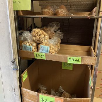 NEW WORLD BAKERY - Updated January 2026 - 64 Photos & 97 Reviews - 1713 ...