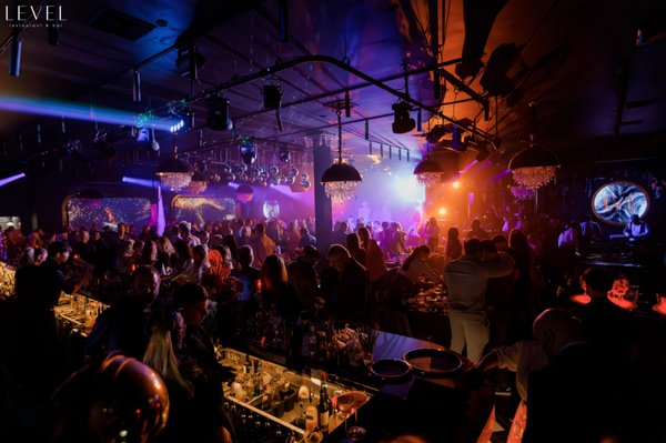 LEVEL RESTAURANT & BAR - Updated October 2025 - 257 Photos & 76 Reviews ...