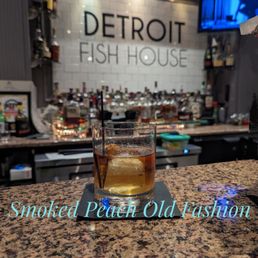 DETROIT FISH HOUSE - Updated December 2025 - 246 Photos & 234 Reviews ...