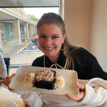 PRIMROSE TABLE - Updated October 2025 - 186 Photos & 165 Reviews - 1650 ...