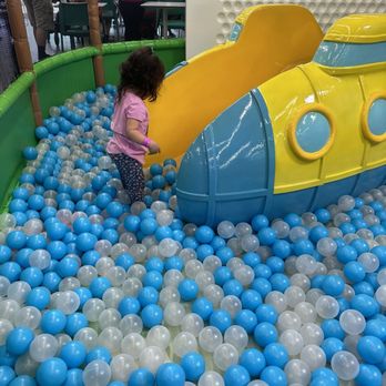 KIDZ TOWN INDOOR PLAYGROUND - Updated September 2024 - 357 Photos & 518 ...
