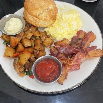 BOBBIE SUE’S ROADHOUSE - Updated January 2026 - 16 Photos & 12 Reviews ...