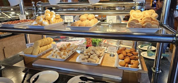 BLUE PEARL BUFFET - Updated December 2025 - 377 Photos & 257 Reviews ...