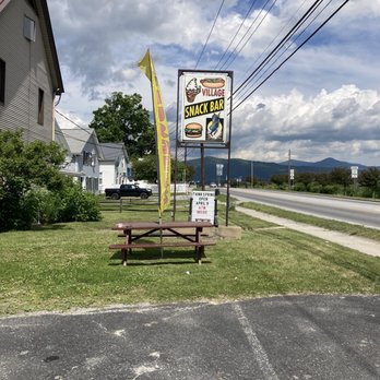 VILLAGE SNACK BAR - Updated January 2026 - 19 Photos & 33 Reviews - 389 ...