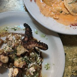 QUAHOG’S SEAFOOD SHACK - Updated August 2025 - 194 Photos & 499 Reviews ...