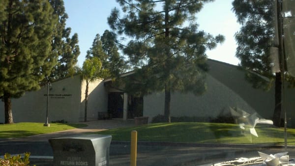 ANAHEIM PUBLIC LIBRARY CANYON HILLS BRANCH - 23 Photos & 25 Reviews ...