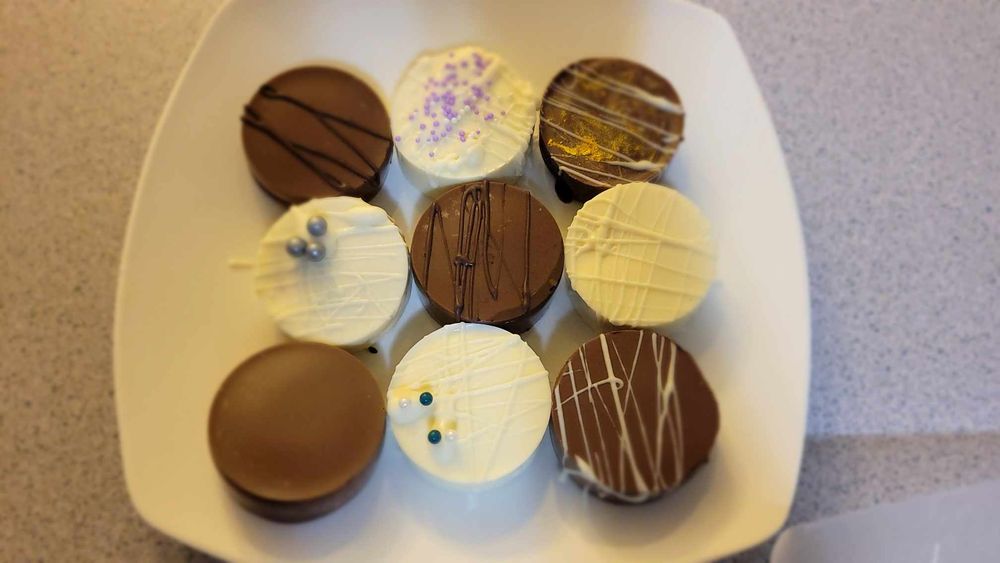 LAVENDER FLOUR DESSERTS - Updated June 2026 - 25 Photos - Ferguson ...