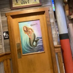 HAPPY’S FISH HOUSE - Updated January 2026 - 287 Photos & 409 Reviews ...
