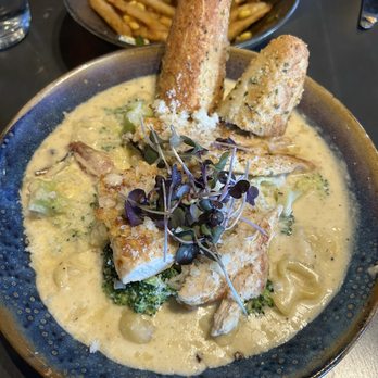 402 EAT + DRINK - Updated February 2025 - 341 Photos & 202 Reviews ...