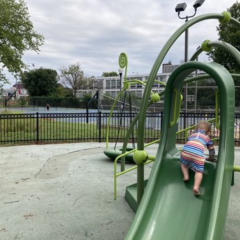 HARRY THOMAS RECREATION CENTER - Updated November 2025 - 22 Photos & 18 ...