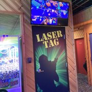 FLIPPER MCCOY’S - 54 Photos & 36 Reviews - 2212 Atlantic Ave, Virginia ...