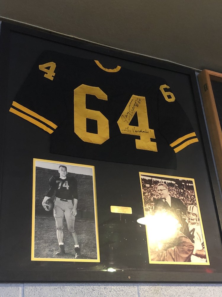 CORNER CLUB - 15 Reviews - 202 N Main St, Moscow, Idaho - Pubs - Phone ...