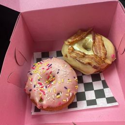 DIABLO DOUGHNUTS - Updated July 2025 - 732 Photos & 397 Reviews - 7698 ...