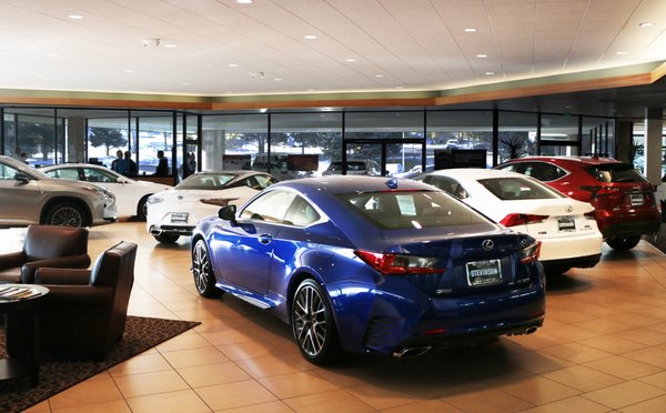 STEVINSON LEXUS OF LAKEWOOD - Updated December 2025 - 41 Photos & 175 ...