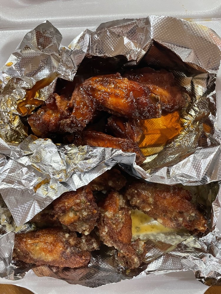 BANGIN’ WINGZ - 82 N Washington St, North Attleborough, Massachusetts ...