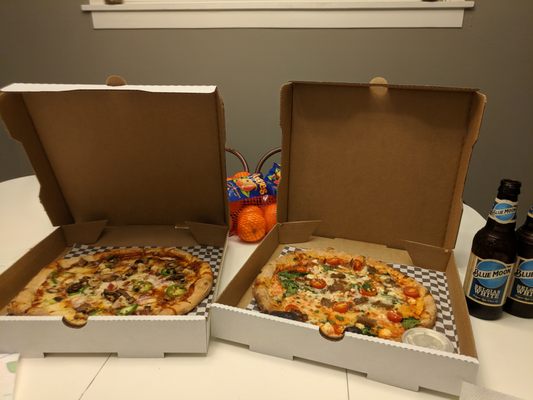 BROKEN TREE PIZZA - 104 Photos & 111 Reviews - 124 W Wisconsin Ave ...